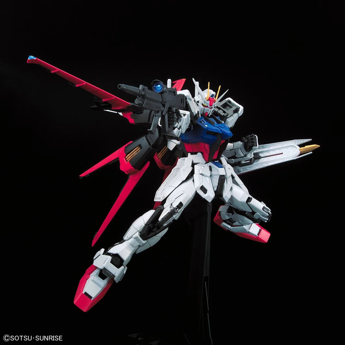 Bandai: Mobile Suit Gundam Seed - Perfect Strike Gundam Perfect Grade ...